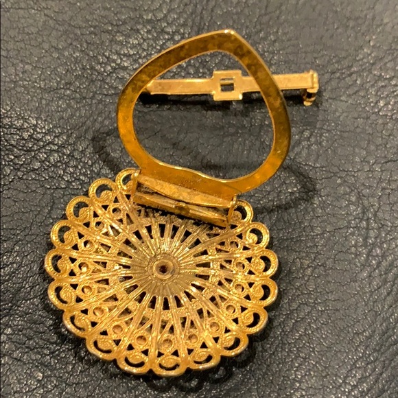 Lieba USA | Jewelry | Lieba Usa Brooch Scarf Clip | Poshmark